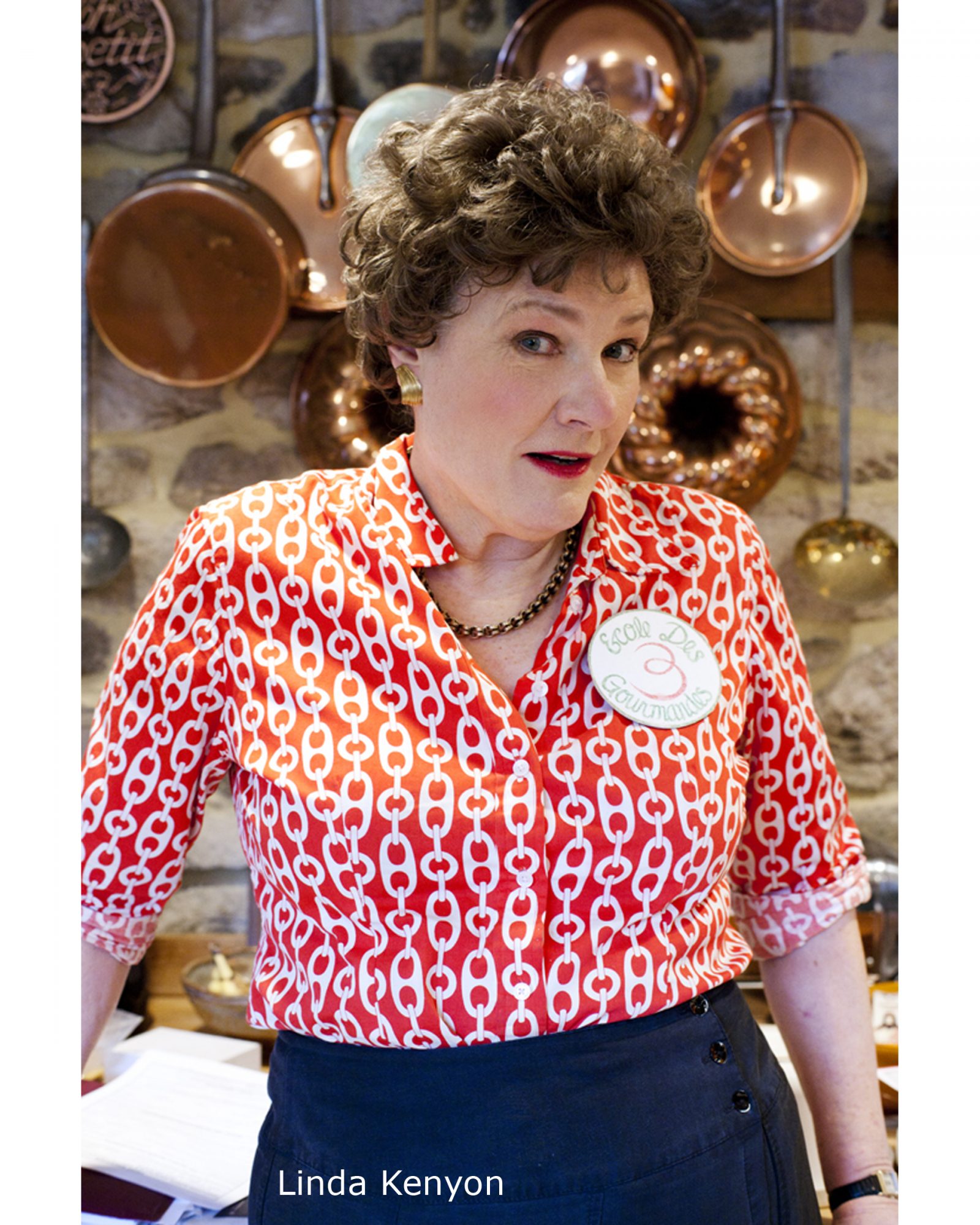 "Julia Says, "Bon Appetit!": A One-Woman Play